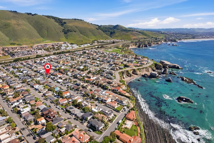 Shell Beach House -Steps To The Sea - Arroyo Grande, CA