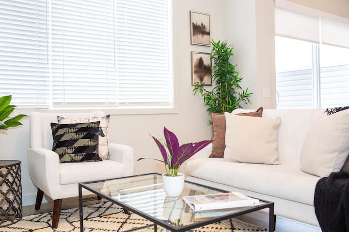 Cochrane Stay, 3br, Family Friendly, Near Banff - Cochrane