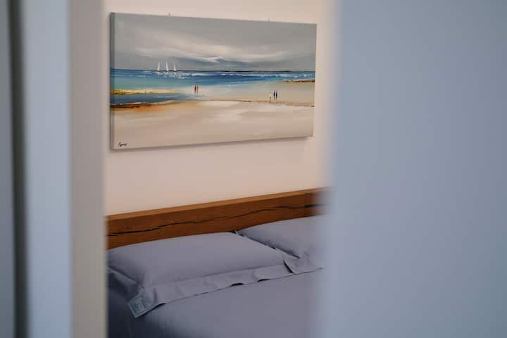 Salsedine ~ Seafront Apartment - Trani
