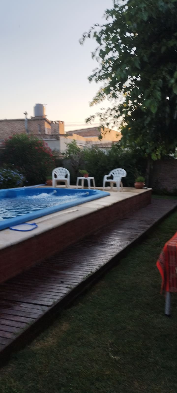 Quincho Y Pileta"alta Gracia". - Chivilcoy