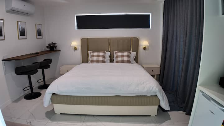 Taupō Premium Retreat – Private Spa & Ensuite - Taupō