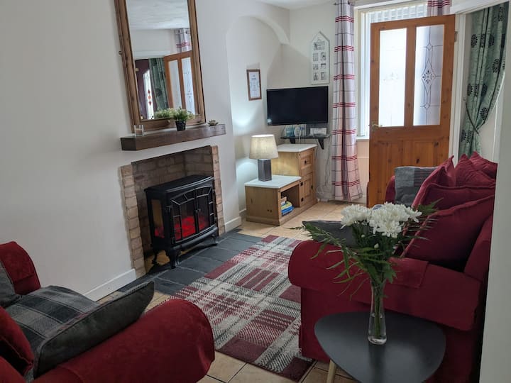 Spacious 3br House With Sea Views In Carnlough - Carnlough