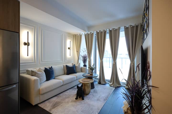 Luxury Stay At Friday Harbour + Pool & Hot Tub - Innisfil