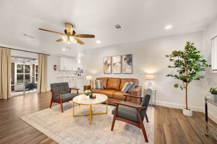 Peaceful Retreat •Friends & Families• Near Houston - Pearland, TX