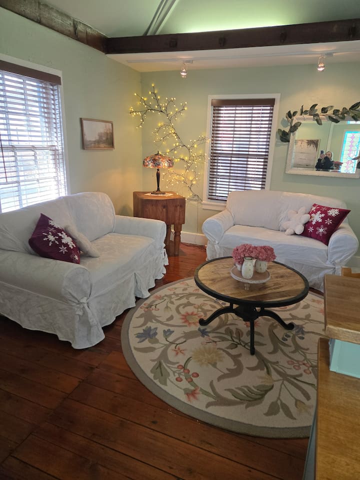 The Counting House Garden Cottage - Wrightsville, PA