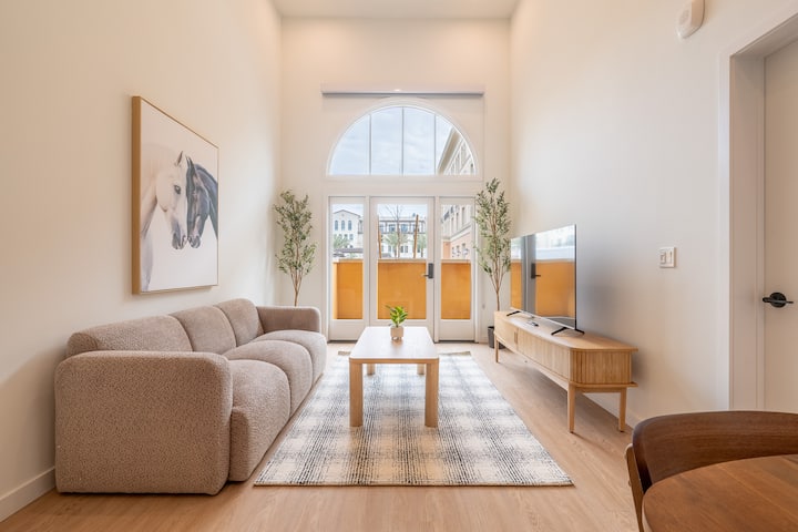 Modern King 1b1b｜pool & Spa｜smart 4k Tvs - Claremont, CA