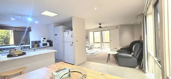 Cozy Central Traralgon Unit - Glengarry