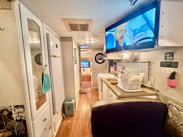 Cozy Rv In East Boca Raton 1.5 Mi To The Beach - Boca Raton, FL