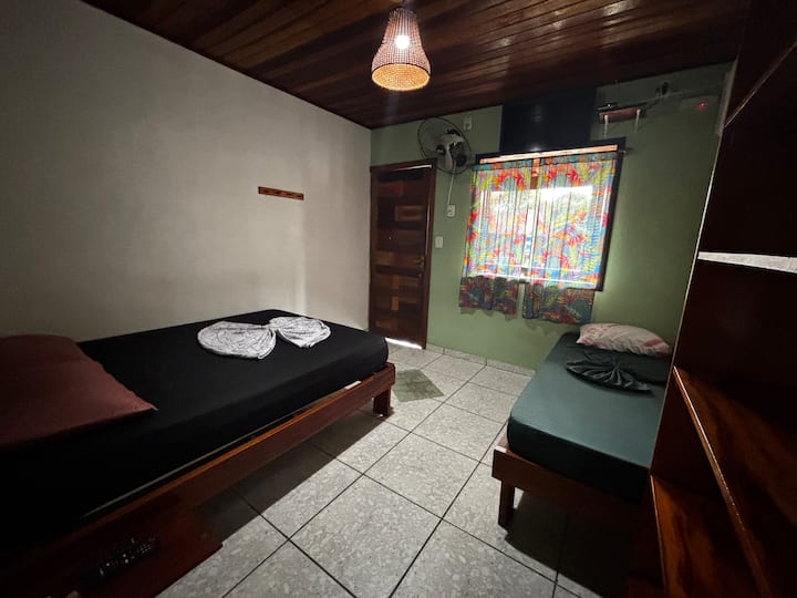 Pousada Figueira Suíte Tripla Com Ar Condicionado - Trindade