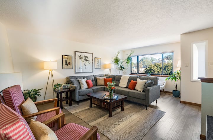 This Home Has Everything! Monthly Stays May-july - Santa Fe, NM