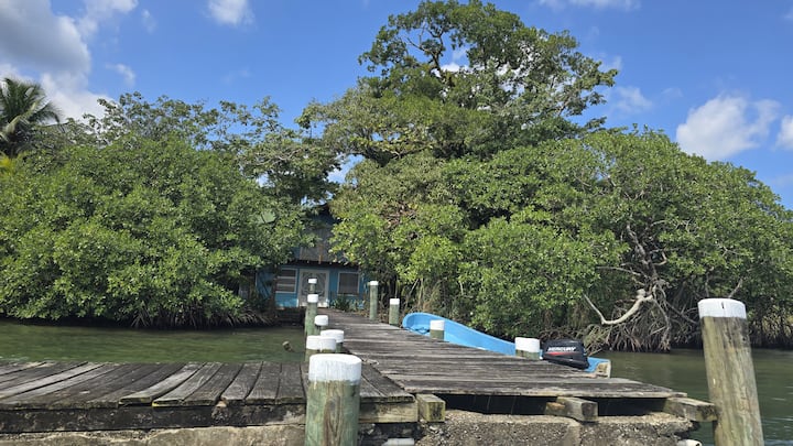 Excelente Fin De Semana Celebrando El Amor/amistad - Lívingston
