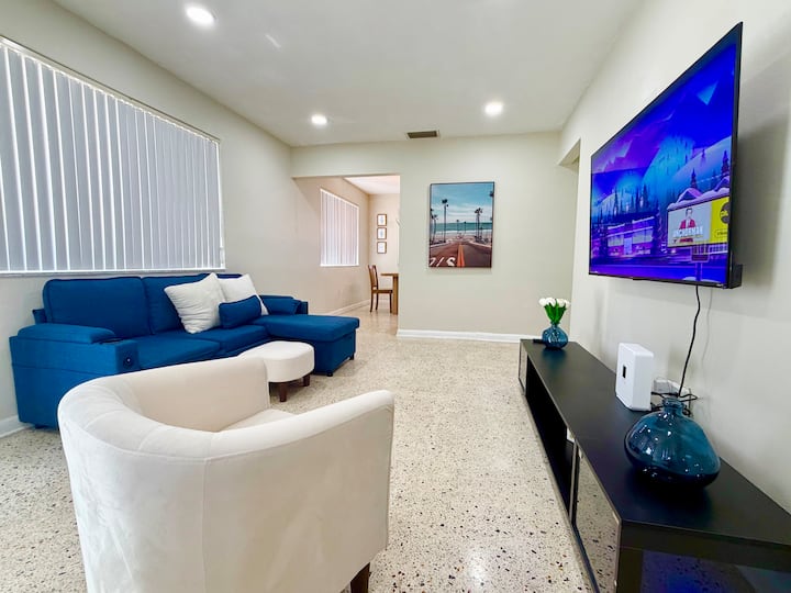 Family Home In The Heart Of Miami - Miami, FL