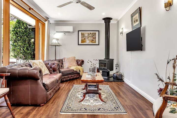 Kw Cottage | Animals, Farm Escape, Walking Trail - Stirling