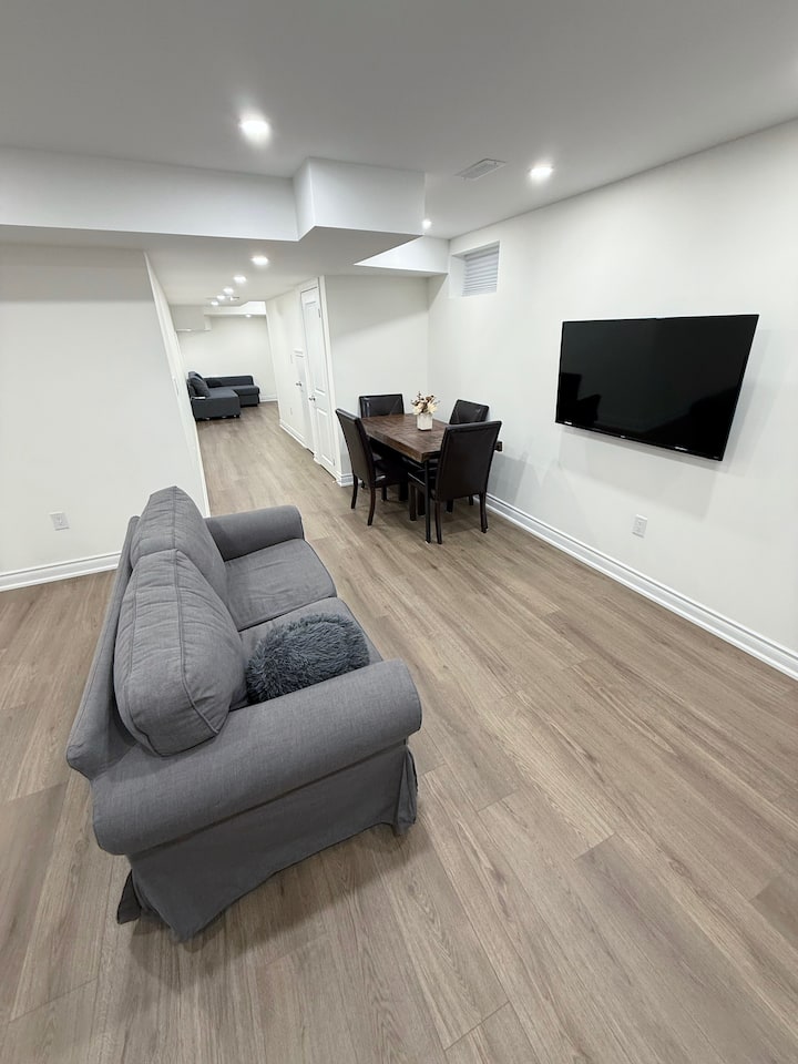 Brand New Cozy Haven - Pickering