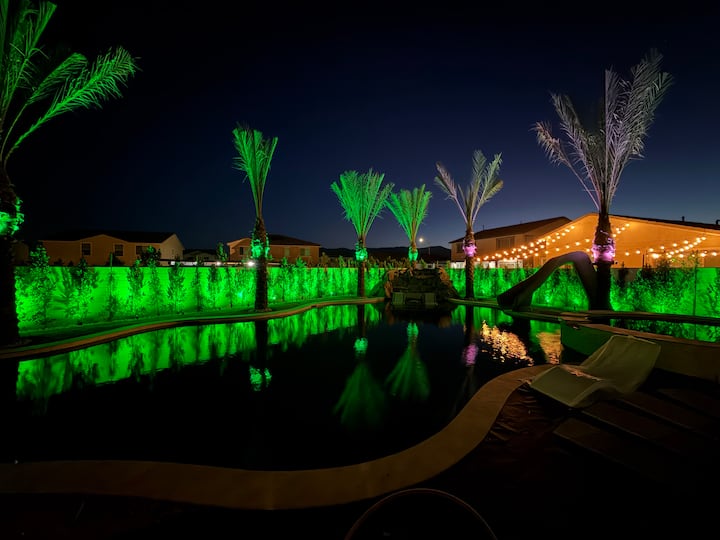 10 Bedrooms! 12 Beds! “Zanzibar” Private Resort! - Coachella, CA