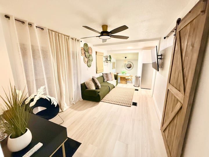 Peaceful 3br St Cloud Retreat • Private Xl Parking - St. Cloud, FL