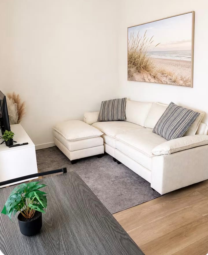 Maison De Rêve à Hollywood | Parking Gratuit | Wi-fi | Salle De Sport - Hollywood, CA