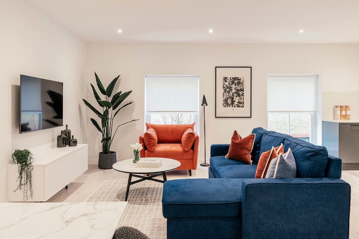 Spacious 2br Stay In Camden | 1 Min To Chalk Farm - London