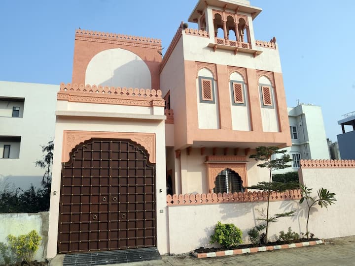 Royal Stay In Bhopal - Bhopal