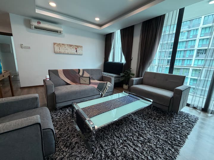 Vivacity Mall Jazz 4 | 3 Rooms | 7 Beds - Kuching