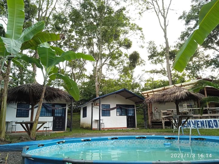 Cabaña Campestre Con Piscina En Villeta - Villeta