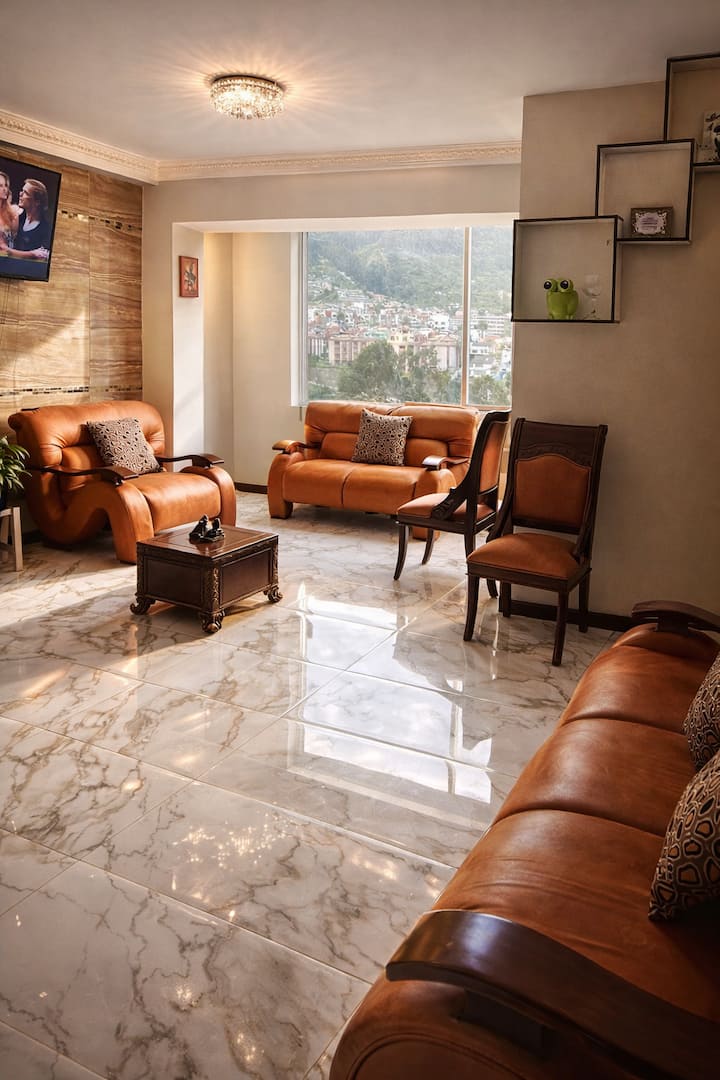 Located In "Miraflores" With A Magic View. - Ambato