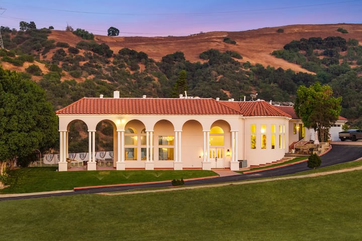 Hidden Grove Mansion 270° Panoramic Hilltop Estate - Pomona, CA