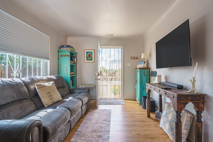 Multi Rentals (Two Separate Homes On One Property) - Albuquerque, NM