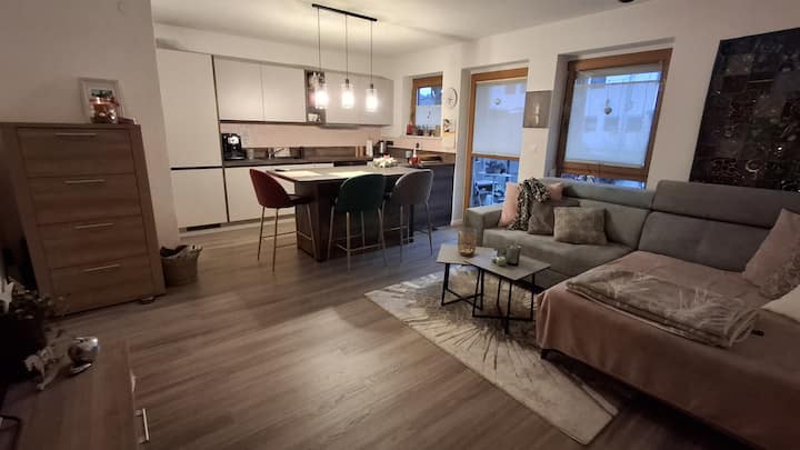 Gemütliche Kleine, Moderne Wohnung Nähe Skigebiet - Hinterthiersee