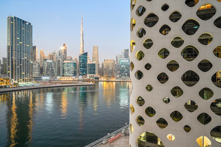 First Class | Studio | Canal & Burj Khalifa View - Émirats arabes unis