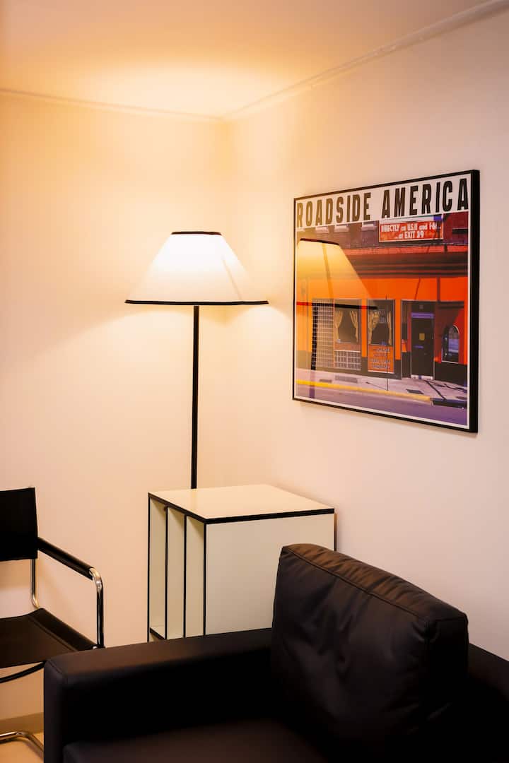 신규오픈30% 써니하우스 용산 서울역 명동 숙대입구역 남영역 효창공원역 단독주택 짐보관1층 - Seoul