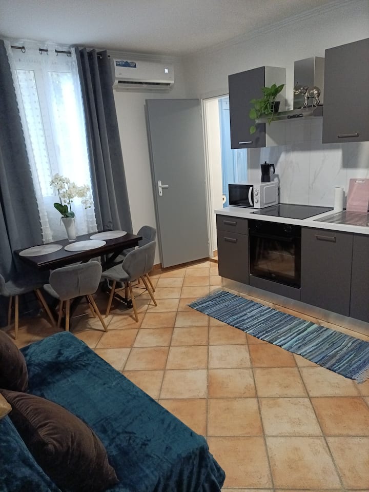 Nid Du Bonheur Beau 2 Pièces Idéal 4 Personnes. - Menton