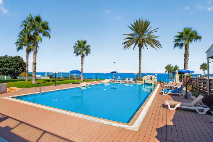 Fig Tree Bay Seafront 401 - Prime Location - Protaras