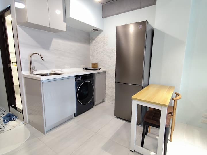 Linda’s Houseno.5:西門商圈~ 現代都市叢林1房1廳<最多可7個人入住> - Taipei