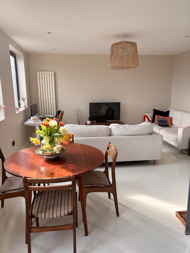 Spacious And Bright 1 Bedroom Flat - Londres