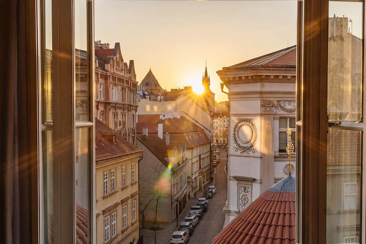 2br Soho Suites Old Town | Ps5 | #B406 - Prague