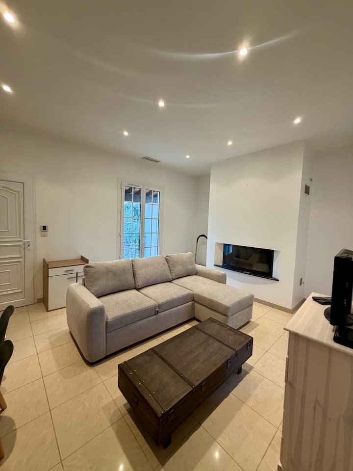 Joli Haut De Villa - Le Lavandou