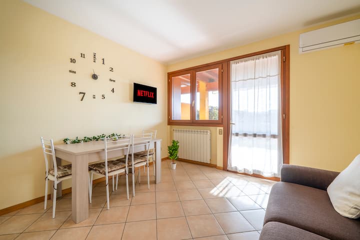 Desenzano-sirmione | Lake 1min | Pool +Parking +Ac - Padenghe Sul Garda