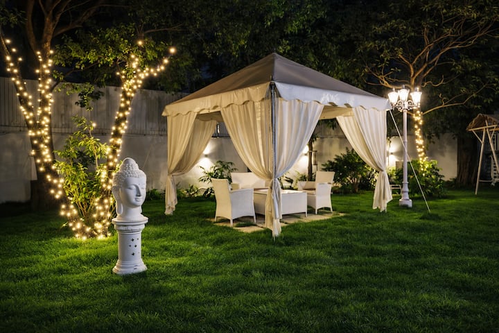 Casa Blanca 4br Farmstay Retreat In South Delhi - New Delhi