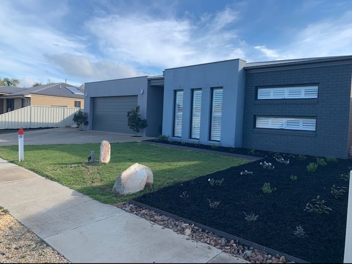 Family Home - 200 Meters To Lake Mulwala Foreshore - Mulwala