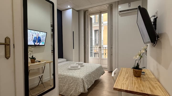 1.- Estudio Privado ÓPera/sol. Con Balcón. - Madrid