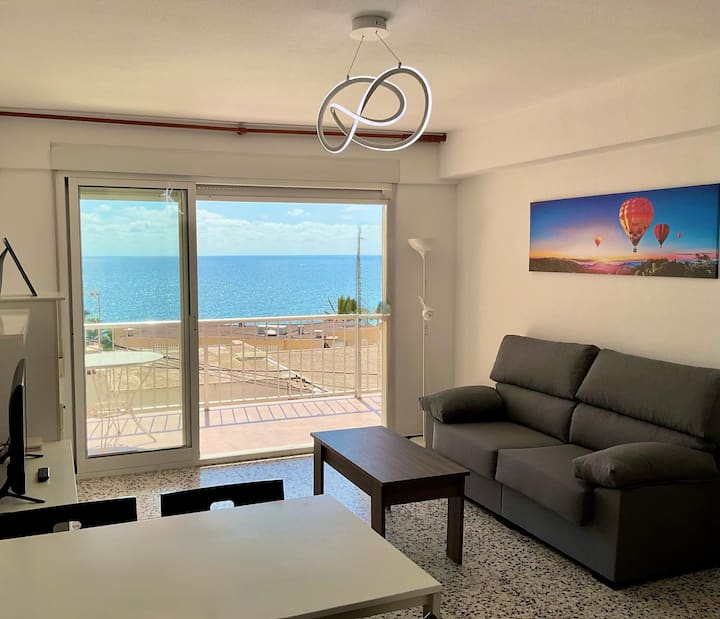 Playa Del Este Con Vistas A La Isla De Tabarca - Santa Pola