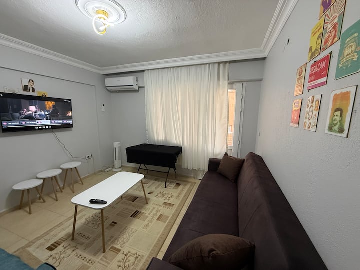 Neva Konuk Evi - Ayvalık