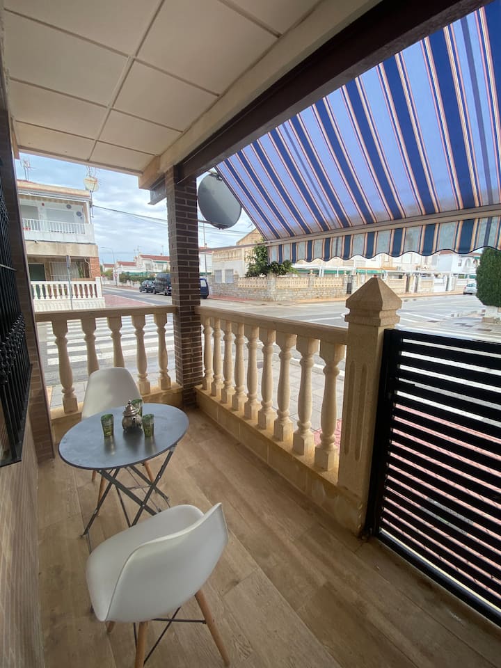 Apartamento Reformado A 50 Metros De La Playa. - Santa Pola