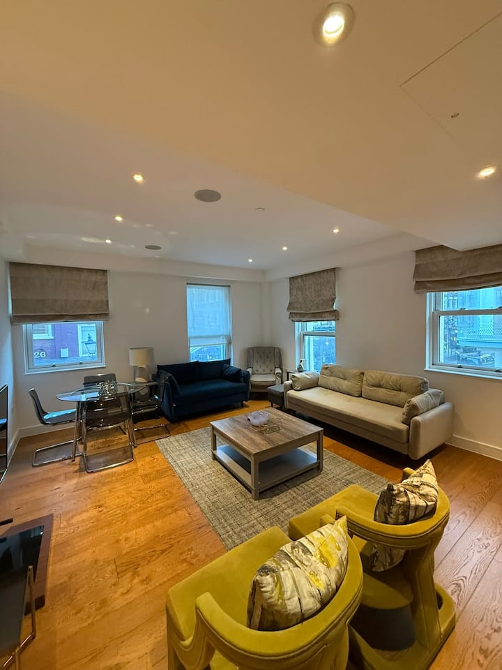 Stylish 2br Near Oxford St & Selfridges | Sleeps8 - メアリルボーン