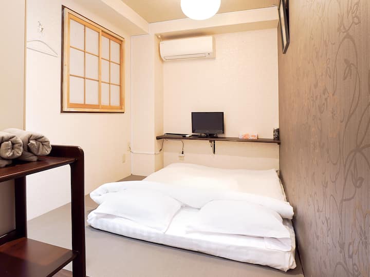 Himawari Hotel 206 - Osaka