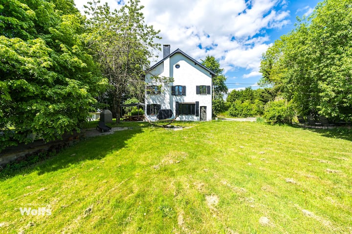 Le Circuit De Spa-francorchamps By Welchome - Malmedy