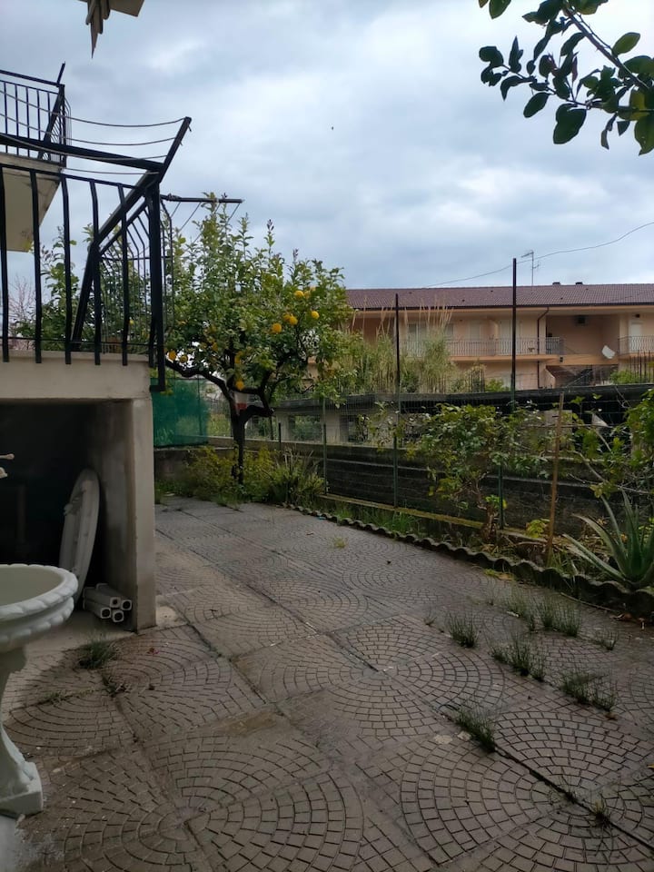 Cozy Home With Private Garden – Near The Beach - Santa Caterina dello Ionio