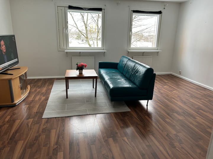 Very Nice Apartment 20 Minuts From City Center - Tumba