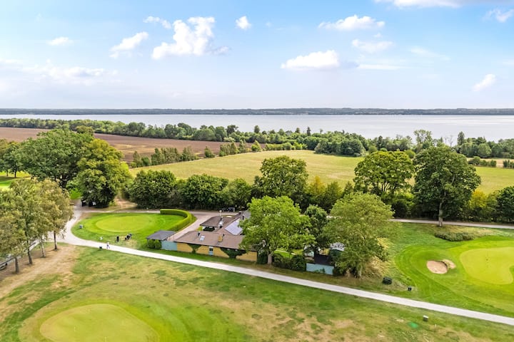 Mysigt Hus Nära Bosjökloster Slott & Golfklubb - Hörby